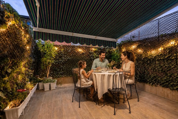 Casa úNica Con Patio Privado|metro A 3 Minutos - Madrid