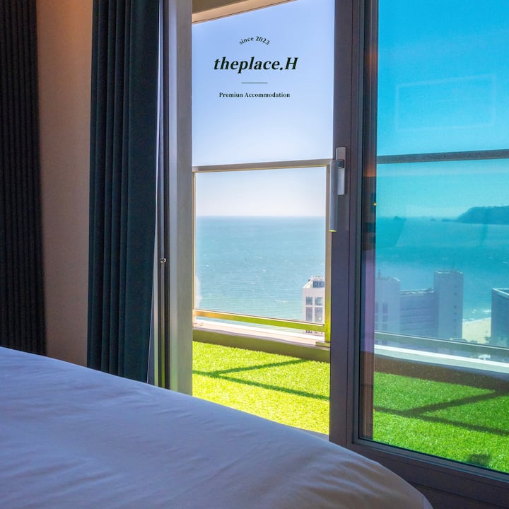 Theplace.h-01 > 1bed | 초고층 테라스 오션뷰 | 2-3인 | 시그니처 - Busan