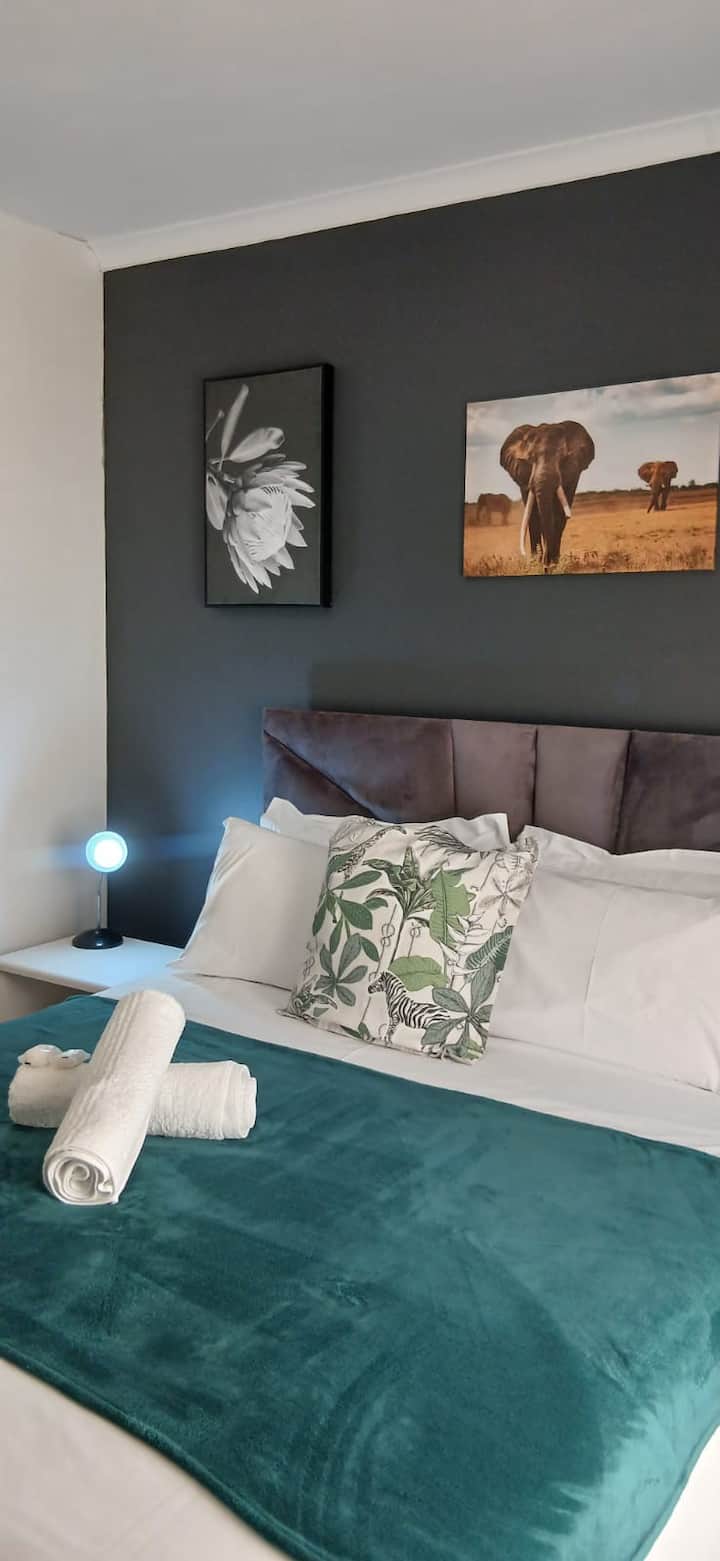 Cleo's Corner - East London, South Africa