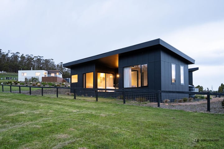 Relaxing Outdoor Bath, Romantic Escapes, Farm Stay - Primrose Sands