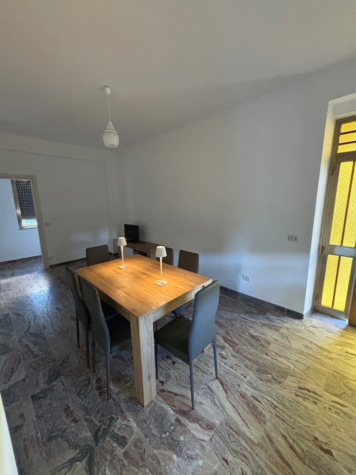 Seaside House: Villa A 50mt Dal Mare - Roccella Ionica