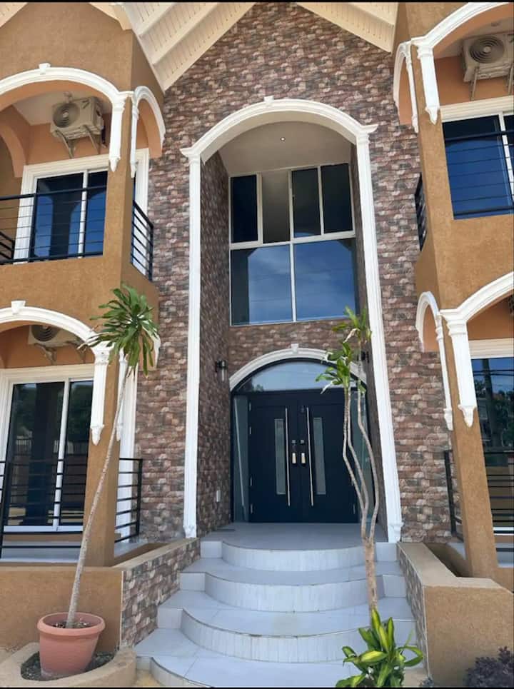 Ironshore Luxury Apt/ 5 Min Drive From Mbj - Montego Bay