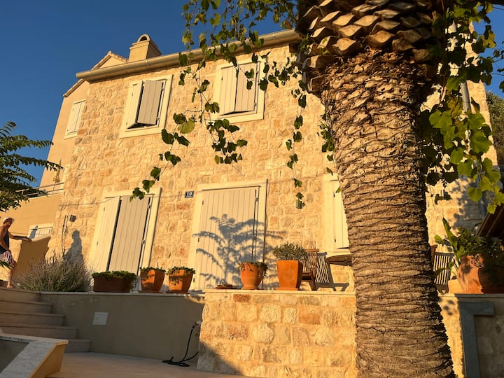 Fortuna House Vis - ビス島