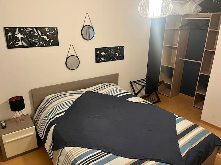 Le Prince
Place Parking Devant - Épinal