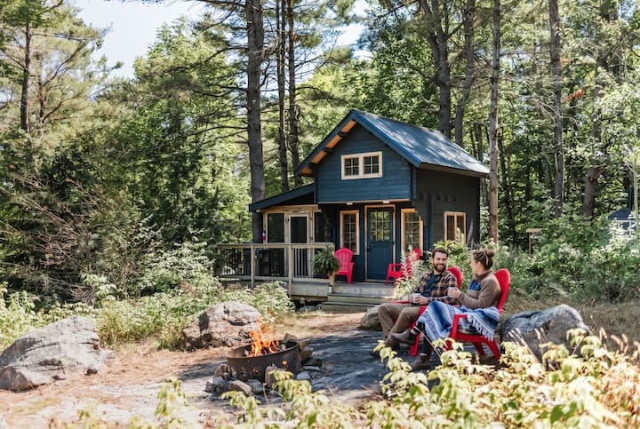 Off-grid Getaway | Fireplace, Bbq & Patio - Bracebridge