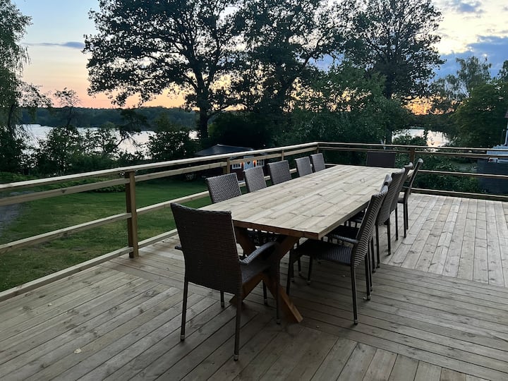 Fritidshus Med Sjöutsikt! - Huddinge