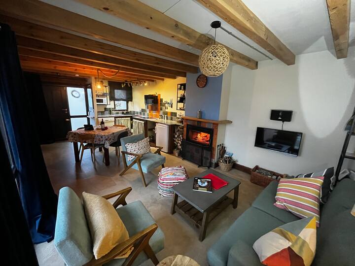 El Colirrojo - Casa Rural Rublacedo - Poza de la Sal