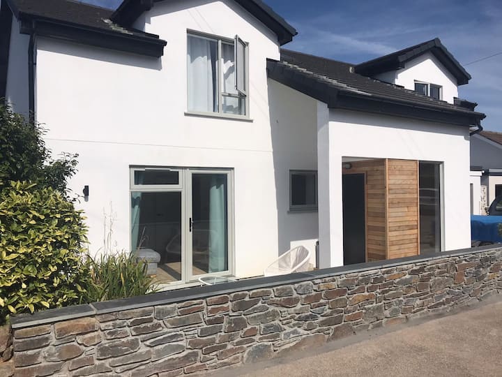 4 Bedroom Family House- Walk To Village And Beach - St Agnes