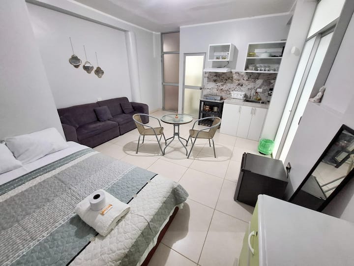 Apartamento Con Cocina Equipada Y Baño Privado - Huánuco