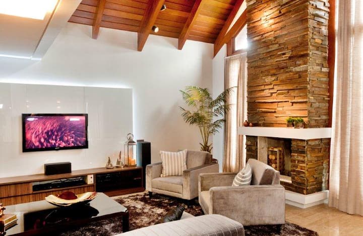 *Pool*5min Beach*parking*hot Tub*self Check-in*bbq - Florianópolis