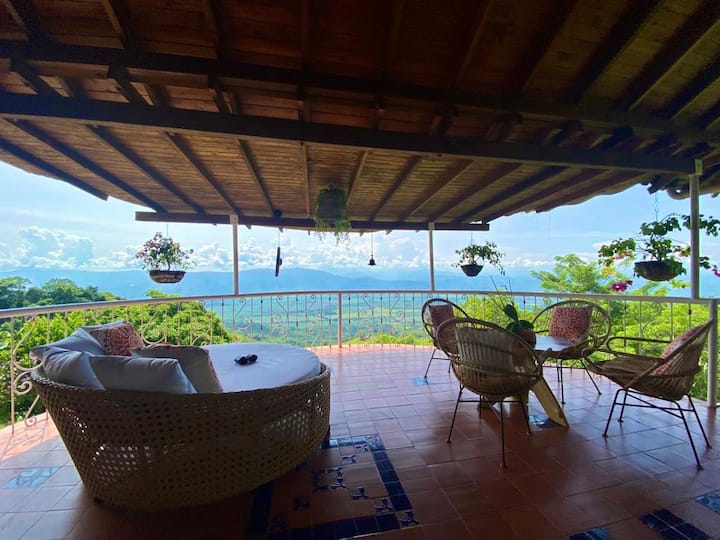Cielo Y Tierra, Mirador Del Eje Cafetero , Salento - La Virginia