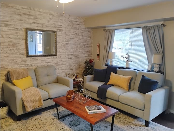 Fenced Yard, Near Zoo/utmc Dt Tol, Dogs Ok, Clean! - Toledo, OH