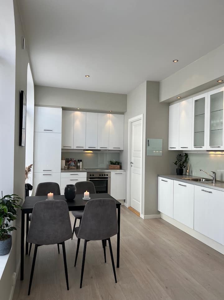 Attraktiv Og Sentral Leilighet - Ålesund