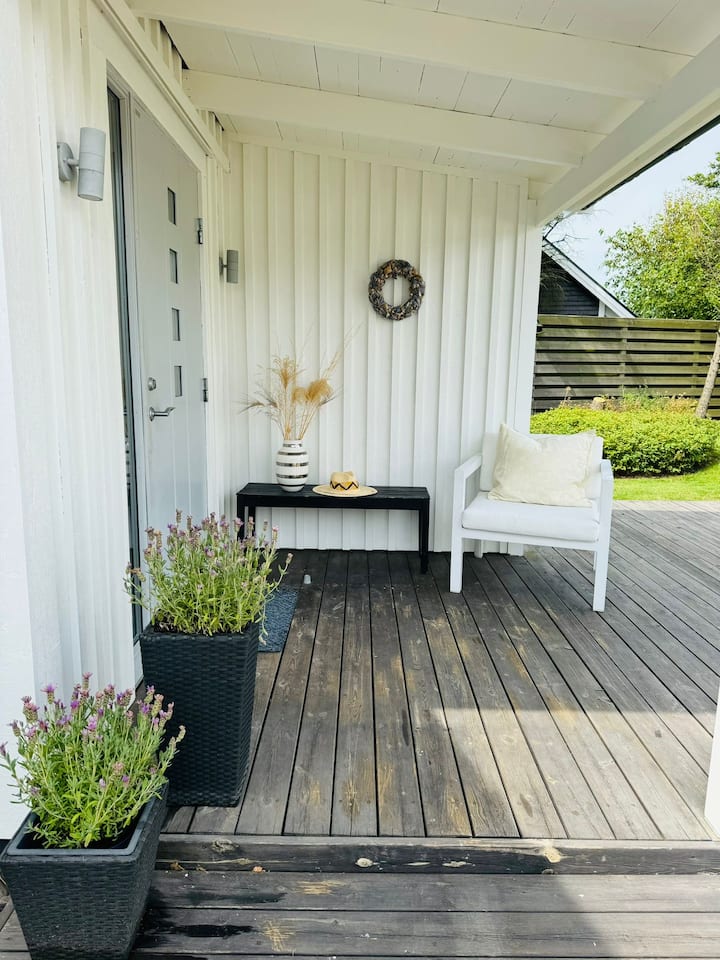 Stranden Inpå Husknuten. Halmstad - Frösakull - Halmstad