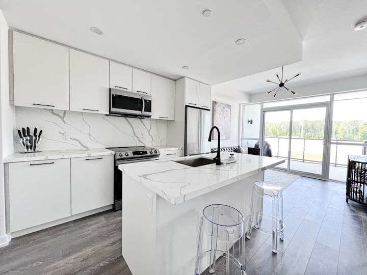 Contemporary Condo At Fh! - 이니스필