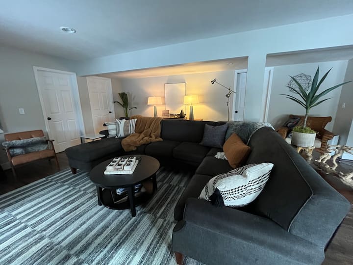 Hillside Escape - Traverse City, MI