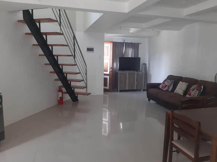 Quiet Place For Fam Vacay - Compostela