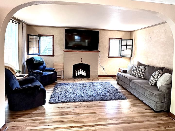 Spacious Full Home W Hot Tub - Moscow, ID
