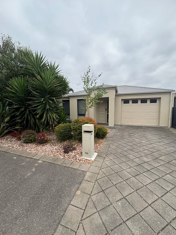 Beach House - 1 Or 2 Entire Houses - Victor Harbor