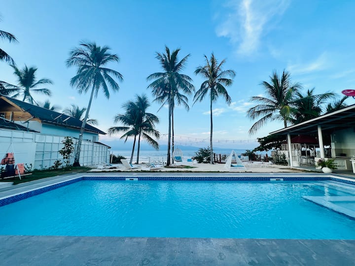 An Exclusive Beach House - Mati