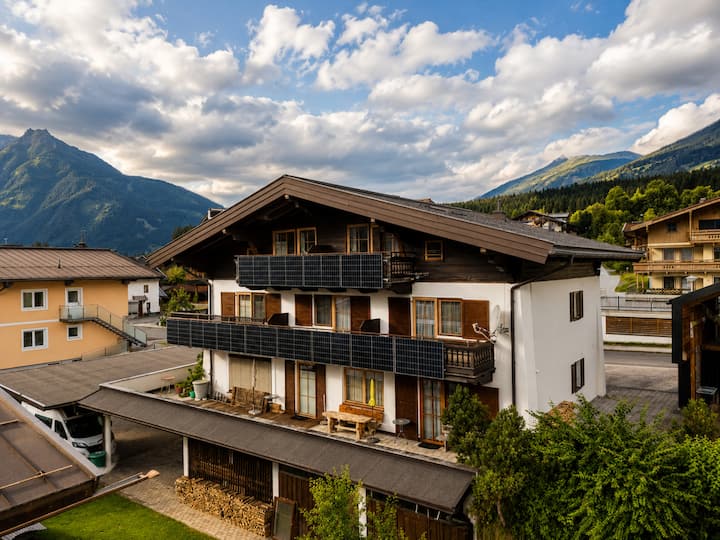 Appartement De Vacances Avec Balcon Non Loin - Neukirchen am Großvenediger