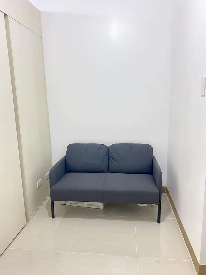 Hera Suites 1bedroom  South Residences - Las Piñas