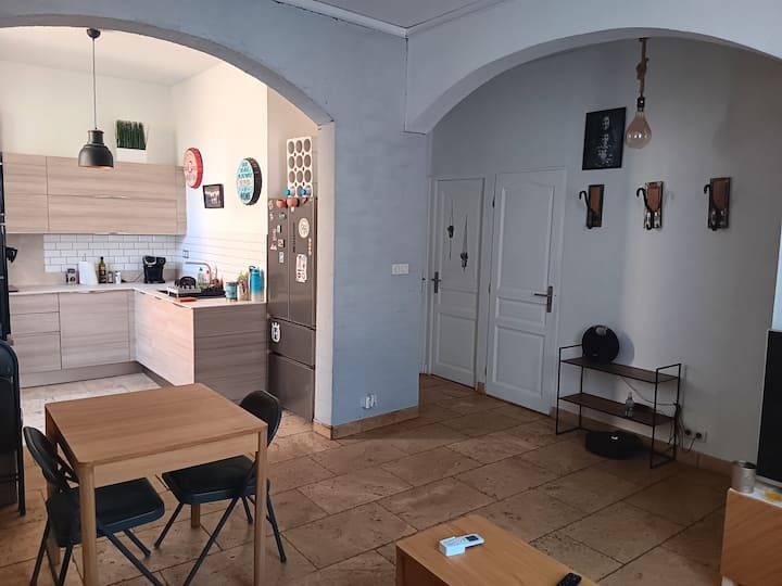 T3 Climatisé, 2 Chambres, 4 Couchages, Terrasse - Plan-de-Cuques