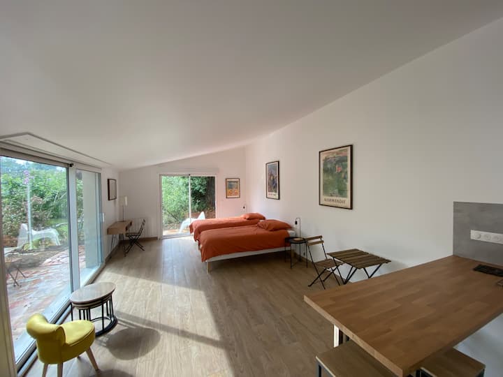 Maison Indépendante Dans Une Propriété - Orgeval
