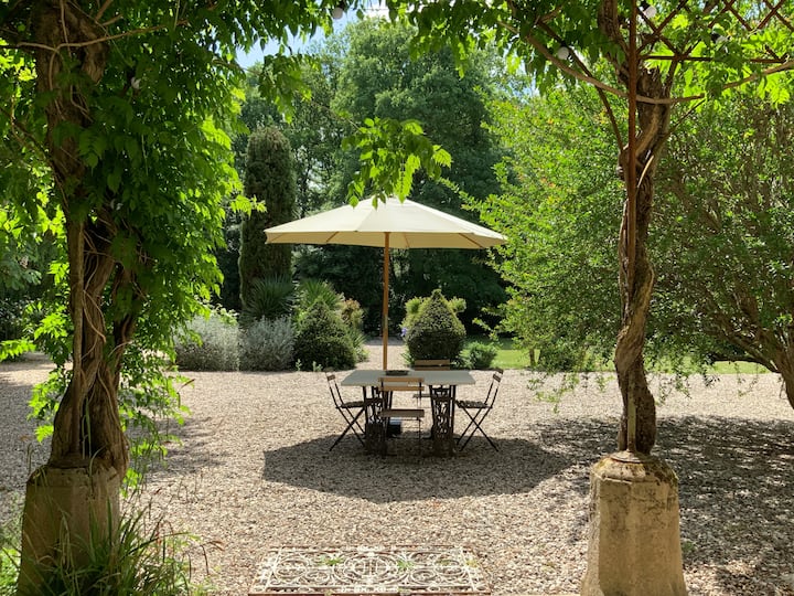 Maison De Famille Nichée Dans Un Parc - Villeneuve-sur-Lot