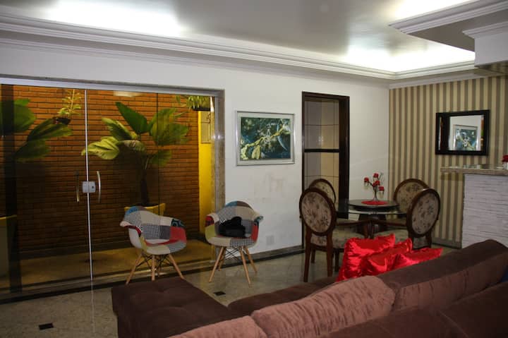 Casa Ampla Ideal Para Hospedagem Familiar. - Aparecida