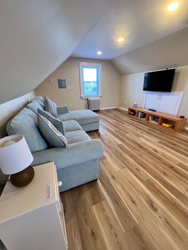 Shared Home Close To All Bus Lines - Staten Island, NY