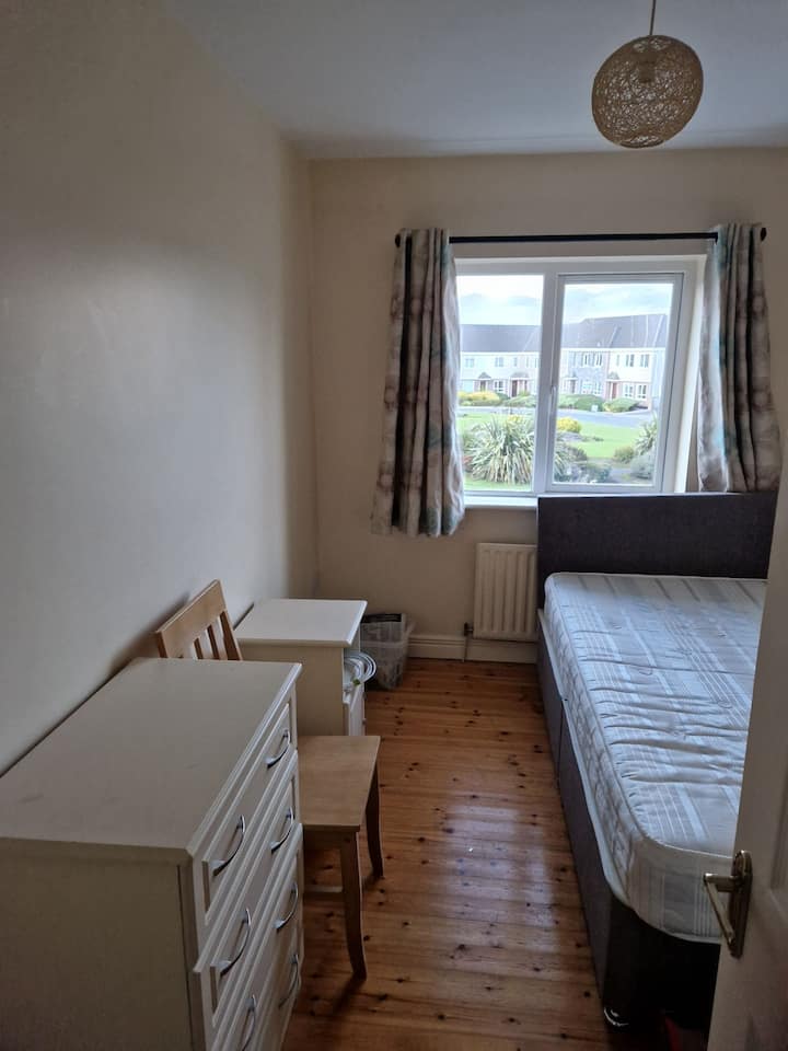 Double Ensuite  Galway City-doughuiska Rd Roscam - Oranmore