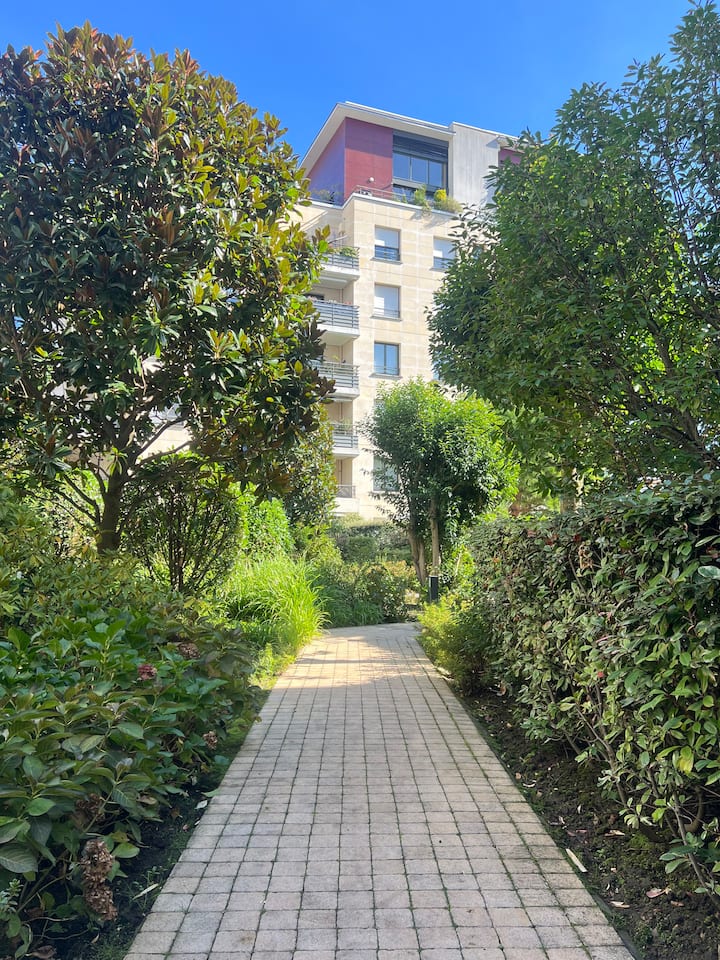 Appartement Proche Centre D’affaire Calme Terrasse - Meudon