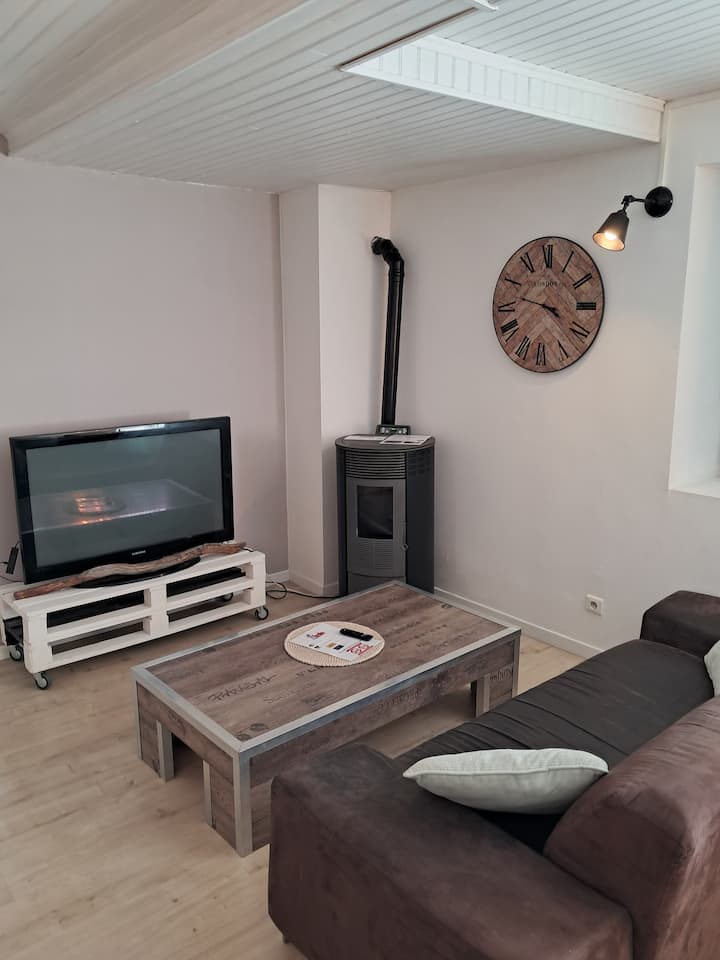 Appartement Cosy à La Campagne - Charmes