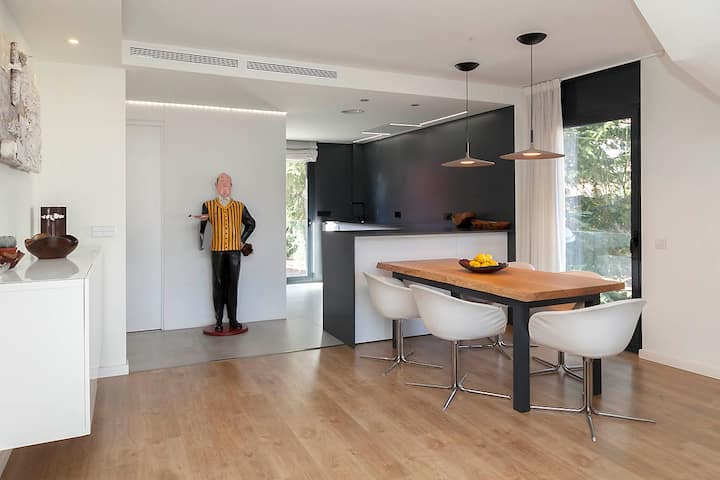 Duplex Tranquilo Y Minimalista - Mollet del Vallès