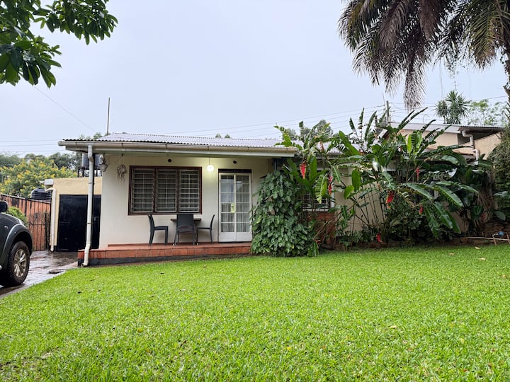 H5 I Safe | Wi-fi | Smart Tv | Furnished  Home - Kampala