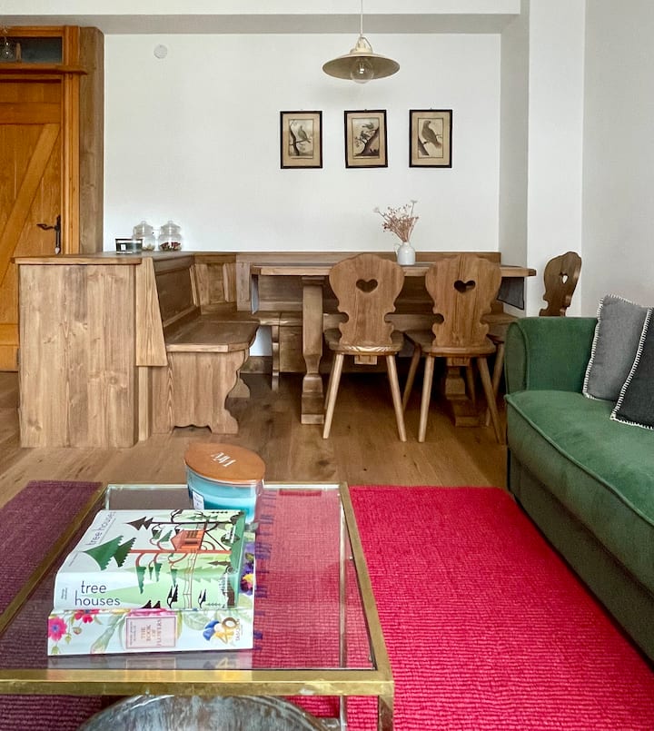 Nid Douillet Et Central Avec Garage - Cortina d'Ampezzo