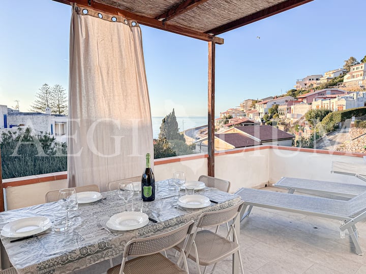 Isolella 2 - Appartamento Vista Mare - Isola del Giglio
