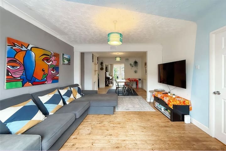 Seaside Village Home - Littlehampton