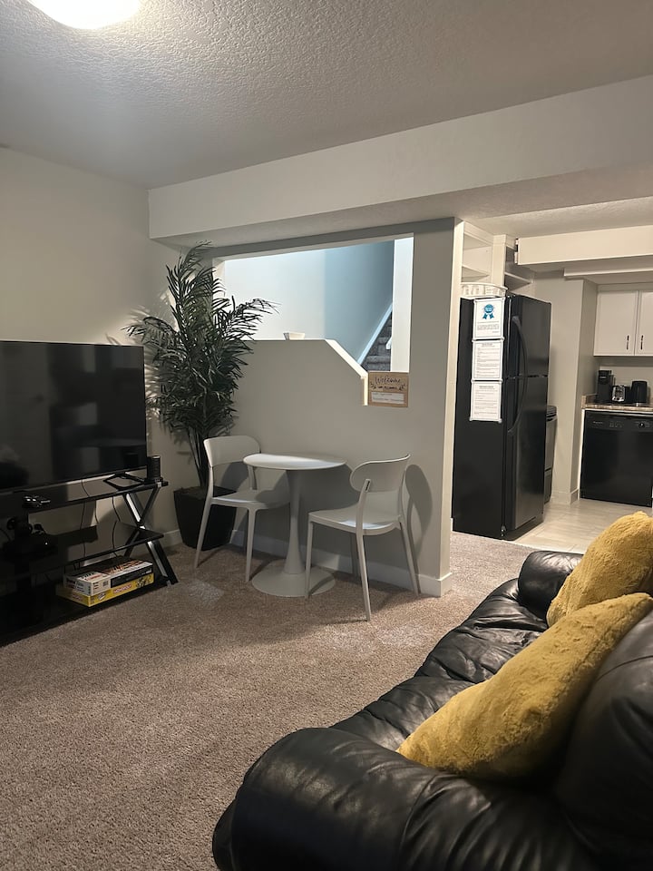 Guest Suite In Calgary - Calgary