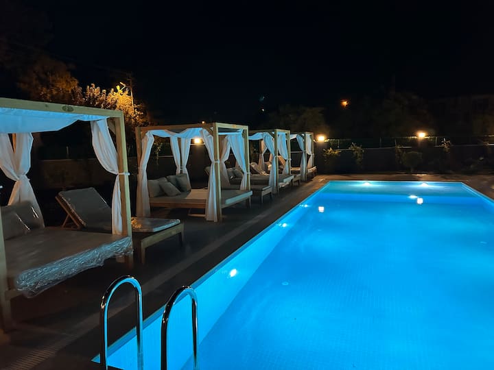 Havuzlu Jakuzili Lüks Bungalov - Turquía