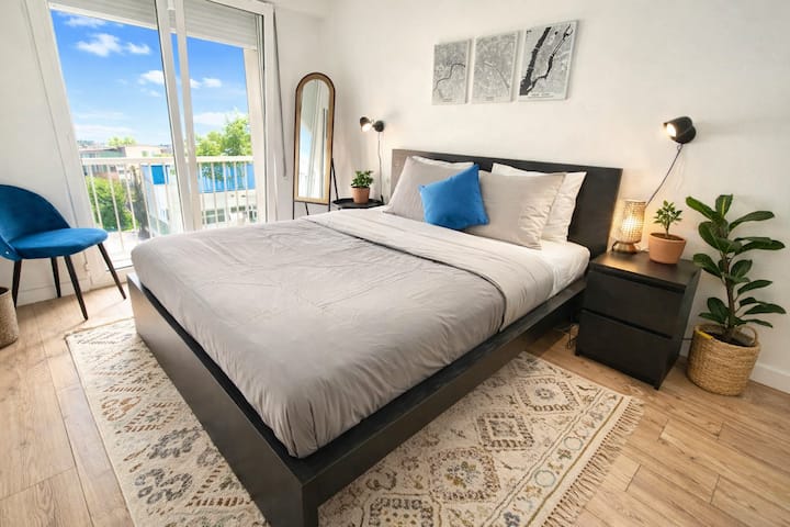 Bright & Spacious Apt • Fast Wifi • Near Lisbon - Almada