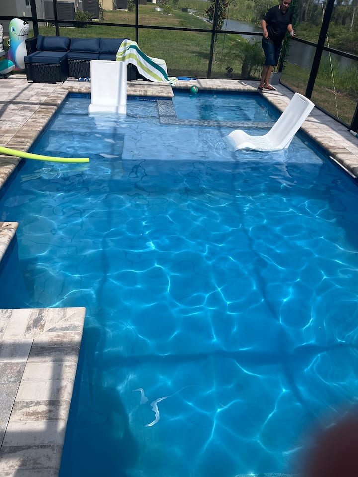 Luxury Home With A Pool And 3 Bedroom - Leesburg