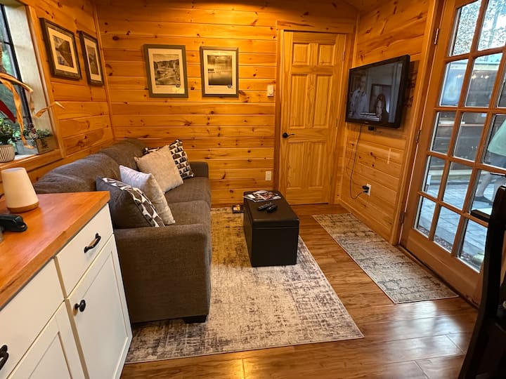 Hale Eddy Honey Hole Cabins/fishing Guide Service - Hancock, NY