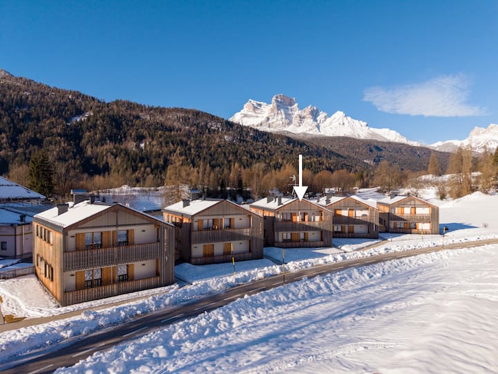 Greenwood: Spacious Alpine Retreat Mountain Views - San Vito di Cadore