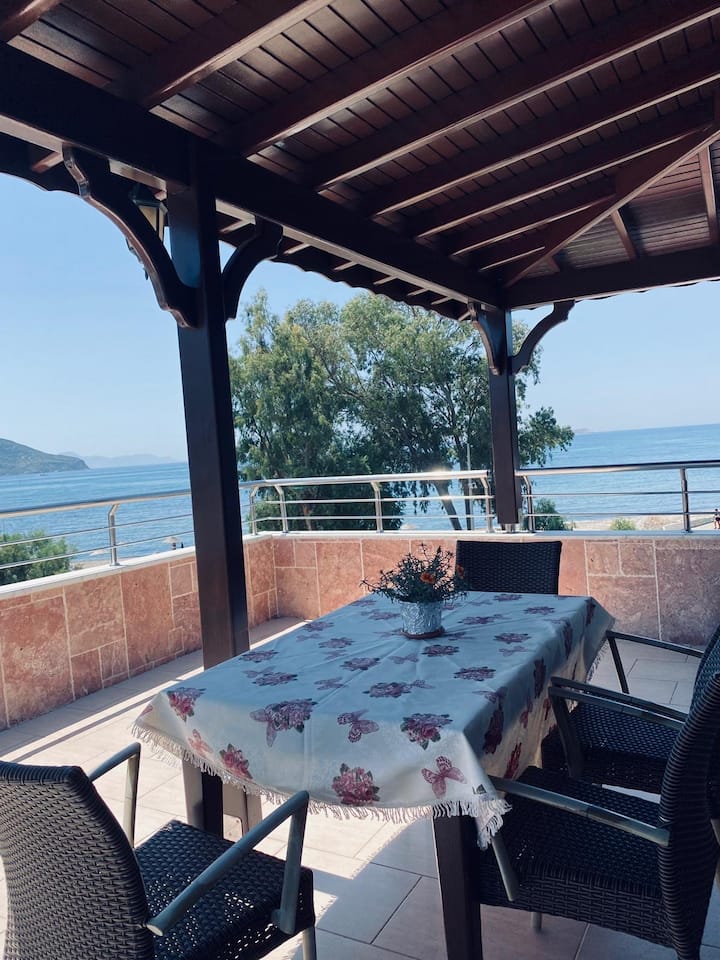 Sunset Beach Apartments (No7) With Sea View - Gümüşlük