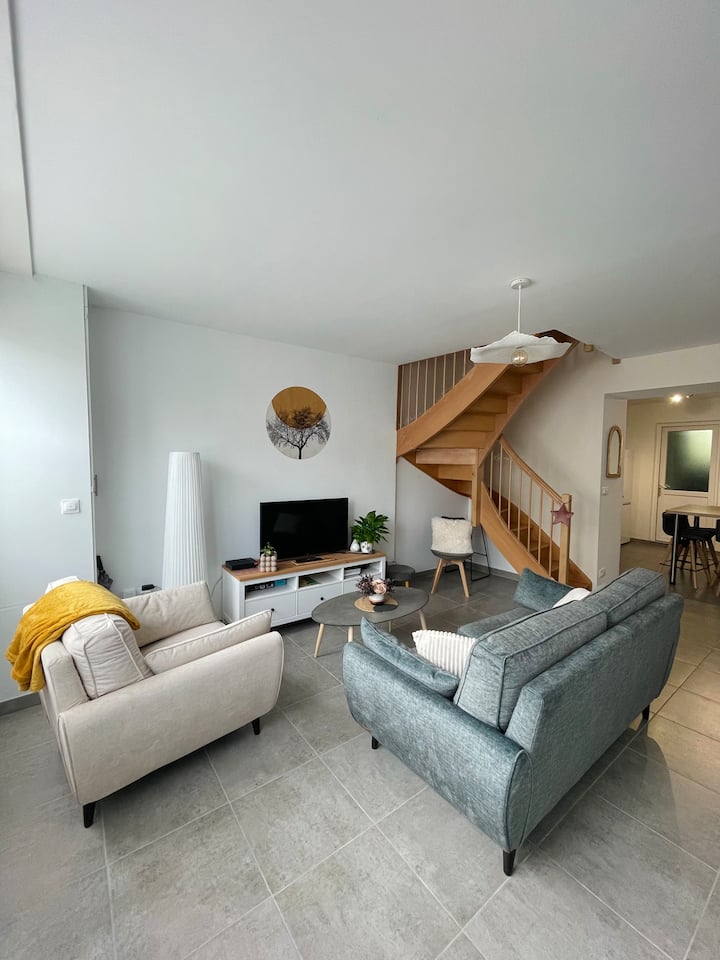 Maison De Ville-angoulême - Angoulême