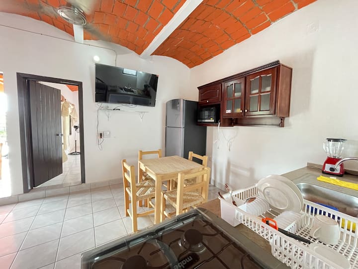 Balcony Beach Views 1 Block From Beach|dtn|plaza - La Peñita de Jaltemba