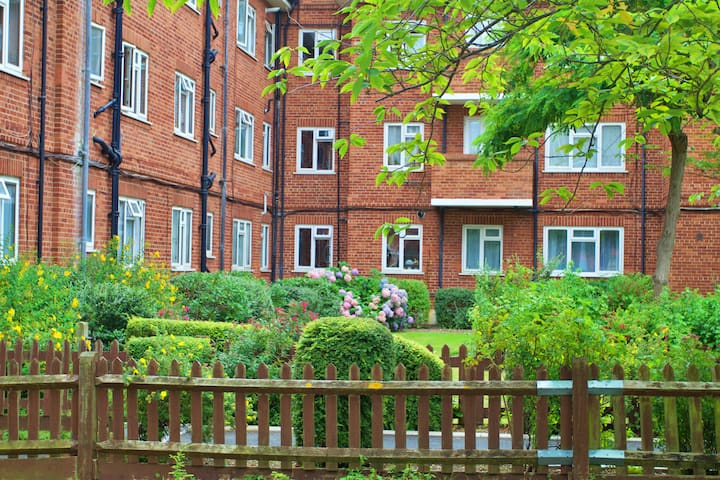 Wonderful Apartment In Wembley - London
