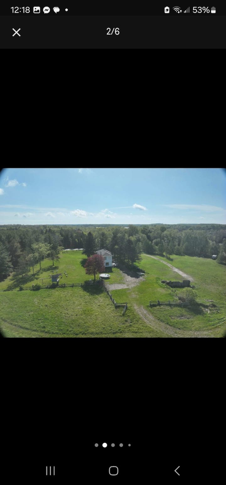 Mad River Getaway | Sleeps 10 | Fast Wifi + Ac - Creemore